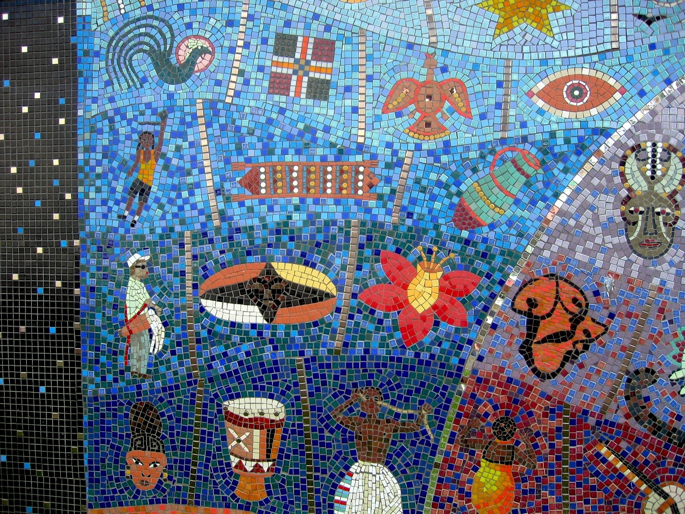 Caraf Centre – London UK | Silver Mosaics